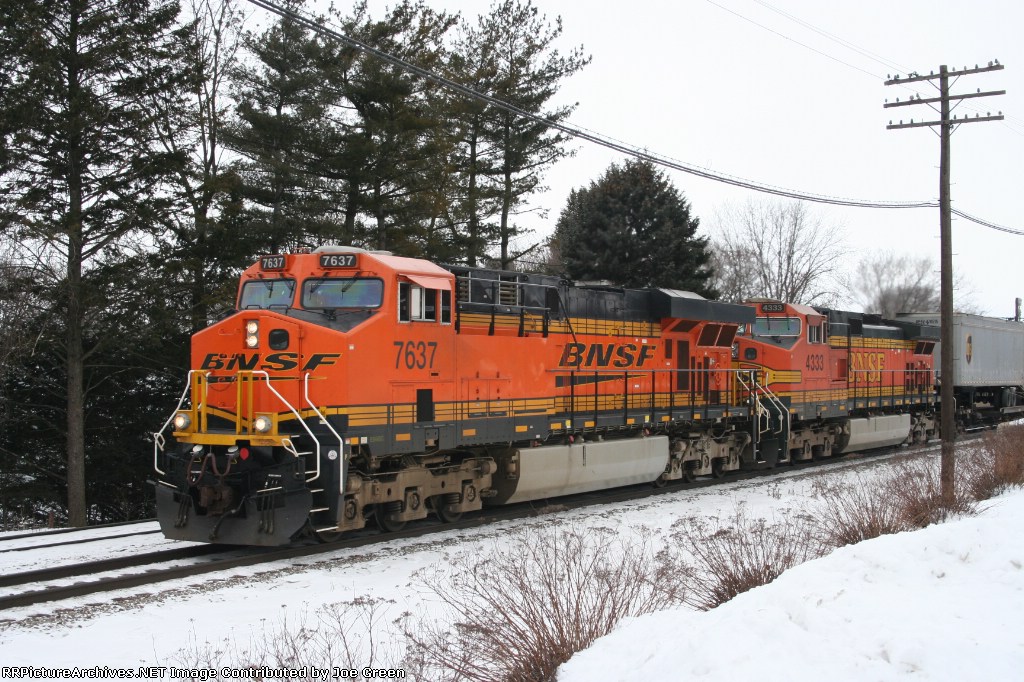 BNSF 7637